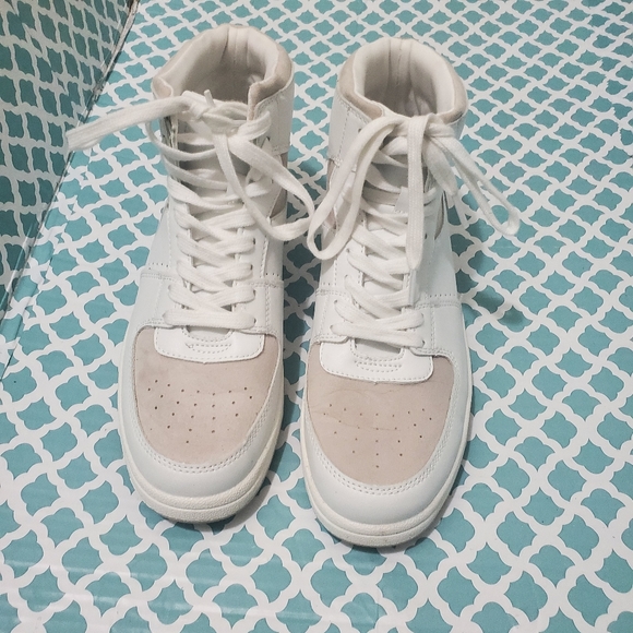 Universal Thread | Shoes | Universal Thread Skyler Sneakers | Poshmark